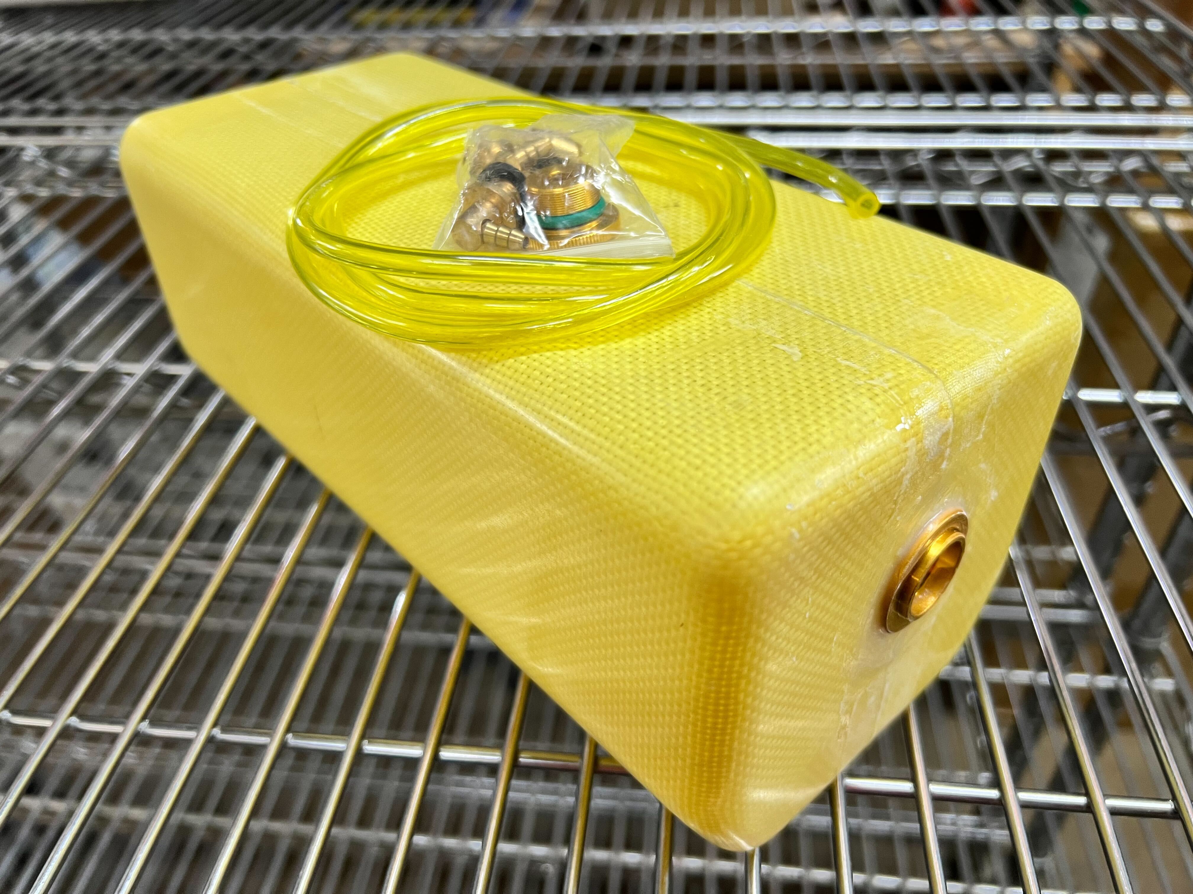 Boomerang Jets Turbinator 2 Fuel Tank - Composite Version – HeliDirect